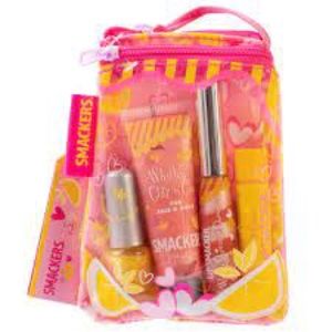 Bonne Bell | Makeup | Lip Smacker Pink Lemonade Glam Bag Makeup Set ...